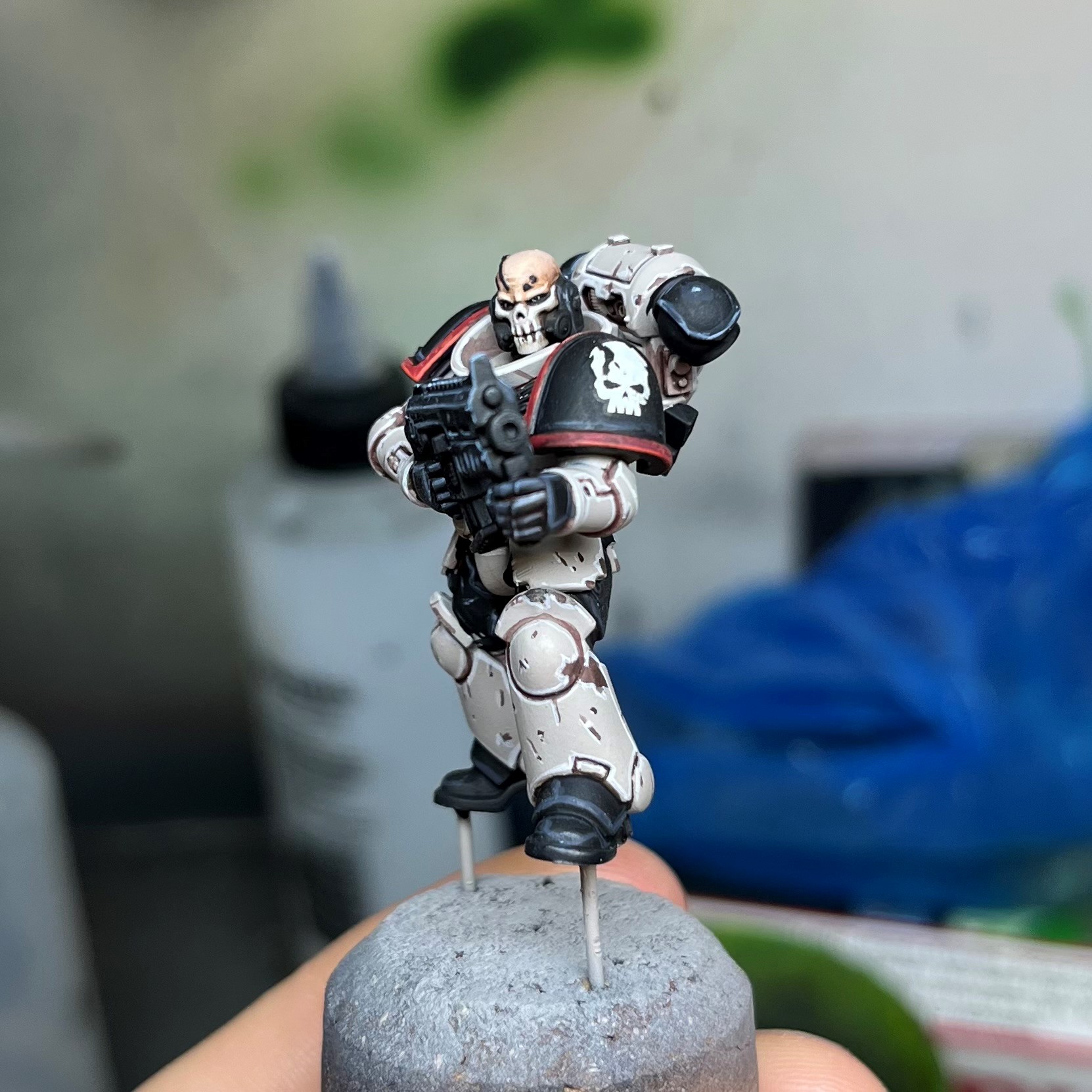 Mortifactors – Painting In The Dark